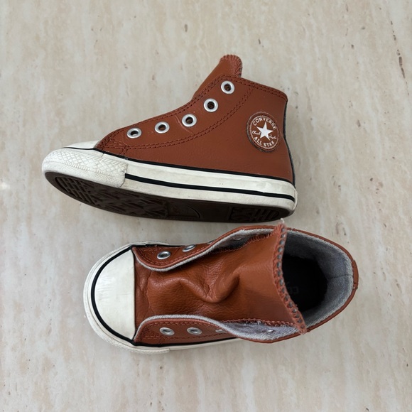 Converse | Shoes | Converse Kids Toddler Hightop Leather Sneakers Tan ...